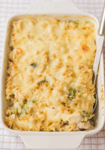 Chicken Broccoli Stilton Pasta Bake - Neils Healthy Meals
