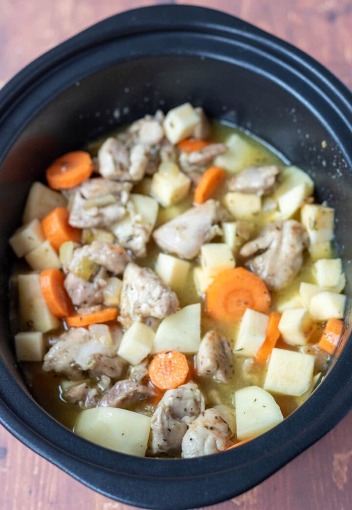 Healthy Slow Cooker Chicken Casserole - Neils Healthy Meals